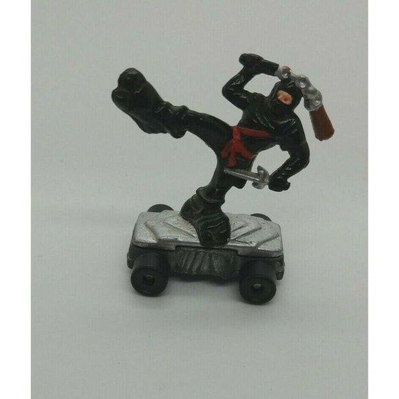 Kenner | Toys | 991 Kenner Savage Mondo Biltzers Numb Chuck Action ...